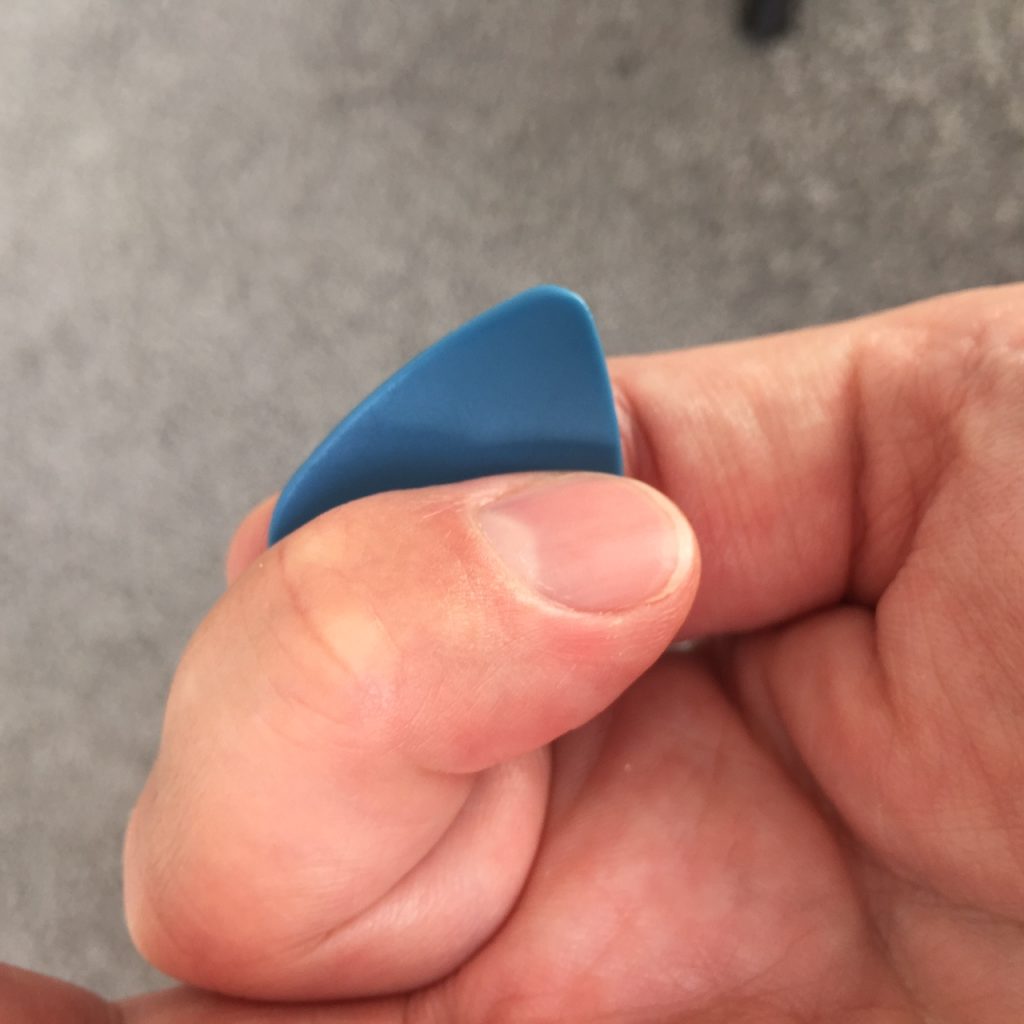 Video 5 - What's a Guitar Pick and How Do I Hold It ...